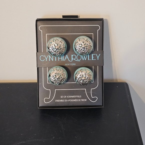 Cynthia Rowley | Accents | New Nib Set Of 4 Dresser Drawer Cabinet Knobs Cynthia Rowley ...